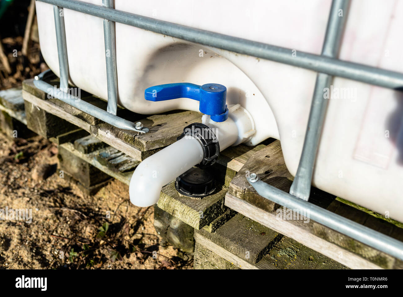 1000 liter hi-res stock photography and images - Alamy