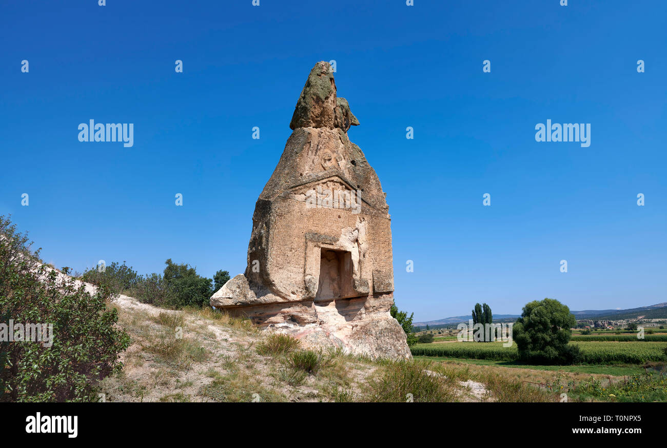 Triangular roof hi-res stock photography and images - Alamy