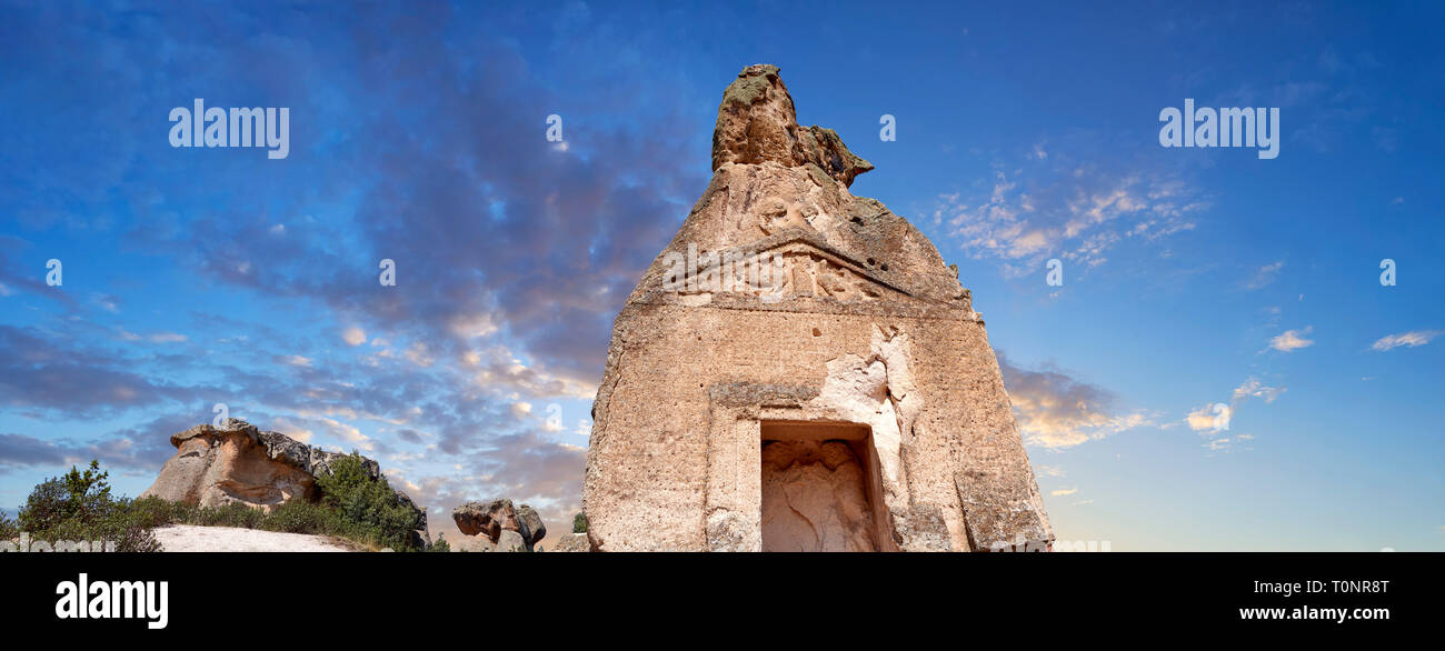 Phrygian temple of Aslankaya, 7th century BC. Phyrigian Valley, Emre ...