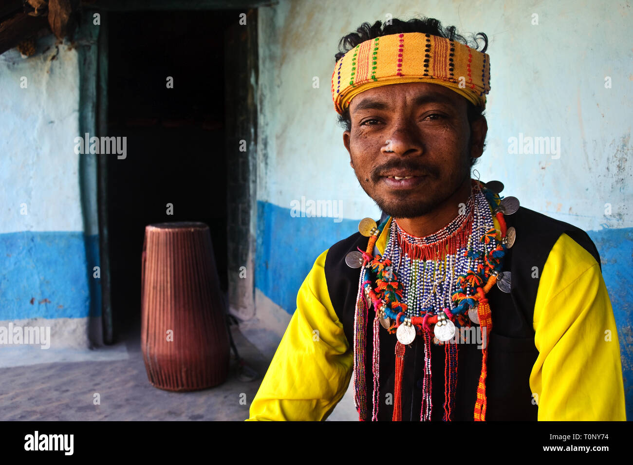 Baiga man hi-res stock photography and images - Alamy