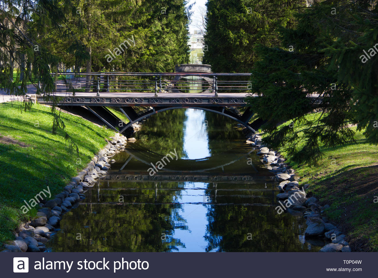 Bridge in the spring in the park. Bridges Russia. Park Russia. Old ...