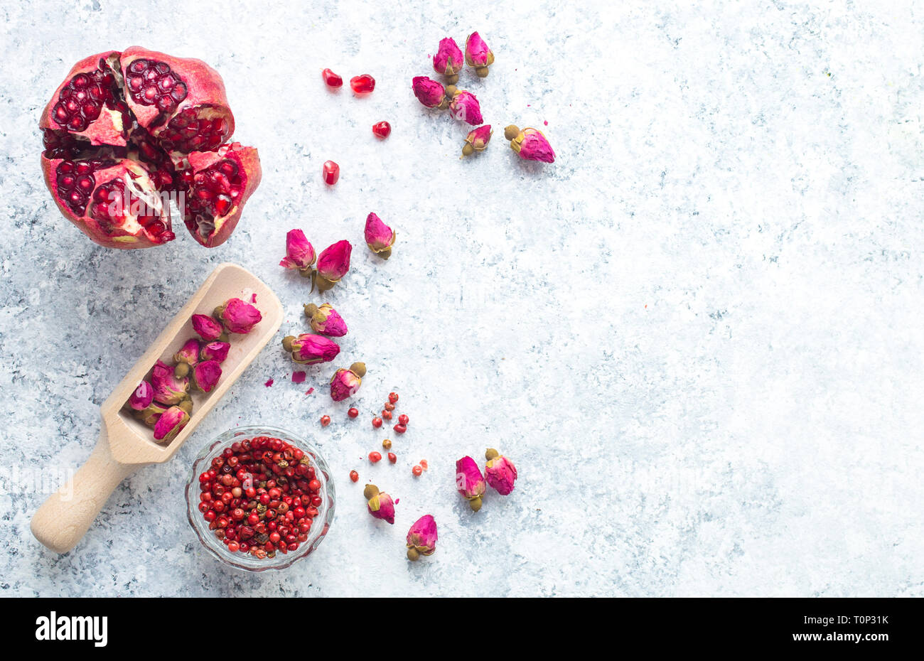 Beautiful setting middle eastern food hi-res stock photography and ...