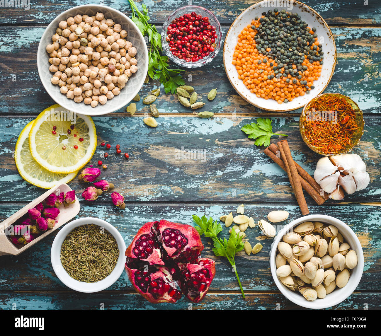 Arab middle eastern hi-res stock photography and images - Alamy