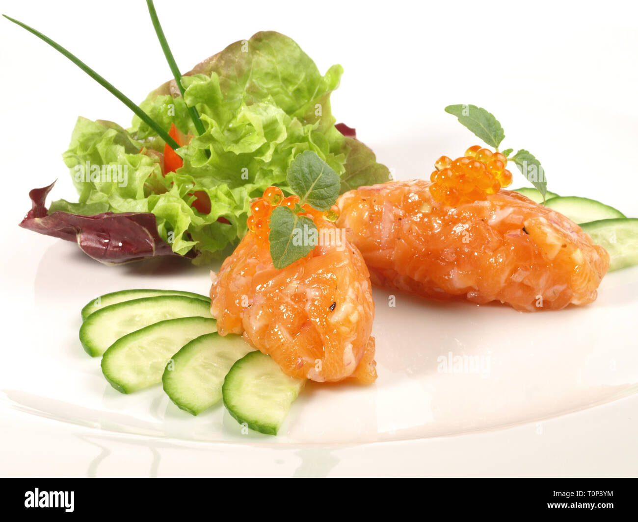 Tartar salmon hi-res stock photography and images - Alamy
