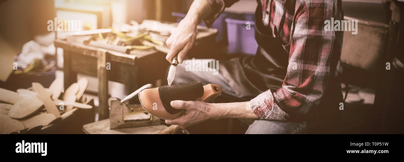 Shoe making machine hi-res stock photography and images - Alamy
