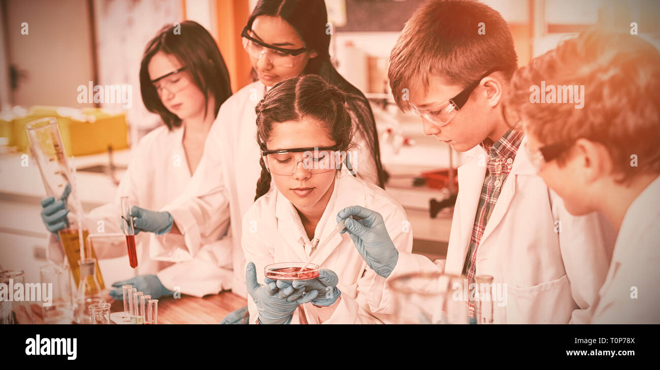 Secondary school laboratory hi-res stock photography and images - Alamy