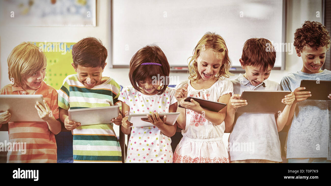 Pupil schoolgirl schoolchildren hi-res stock photography and images - Alamy