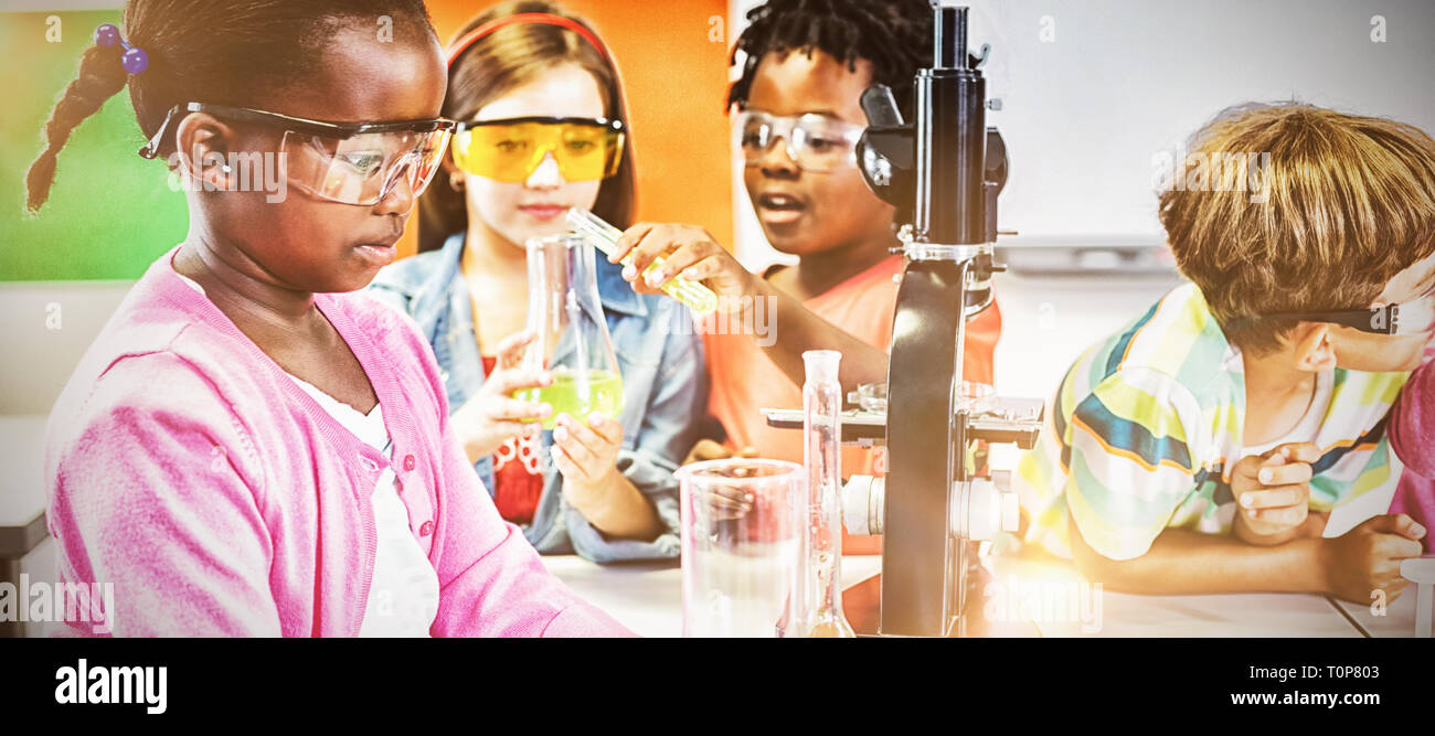 Kids science experiment hi-res stock photography and images - Alamy