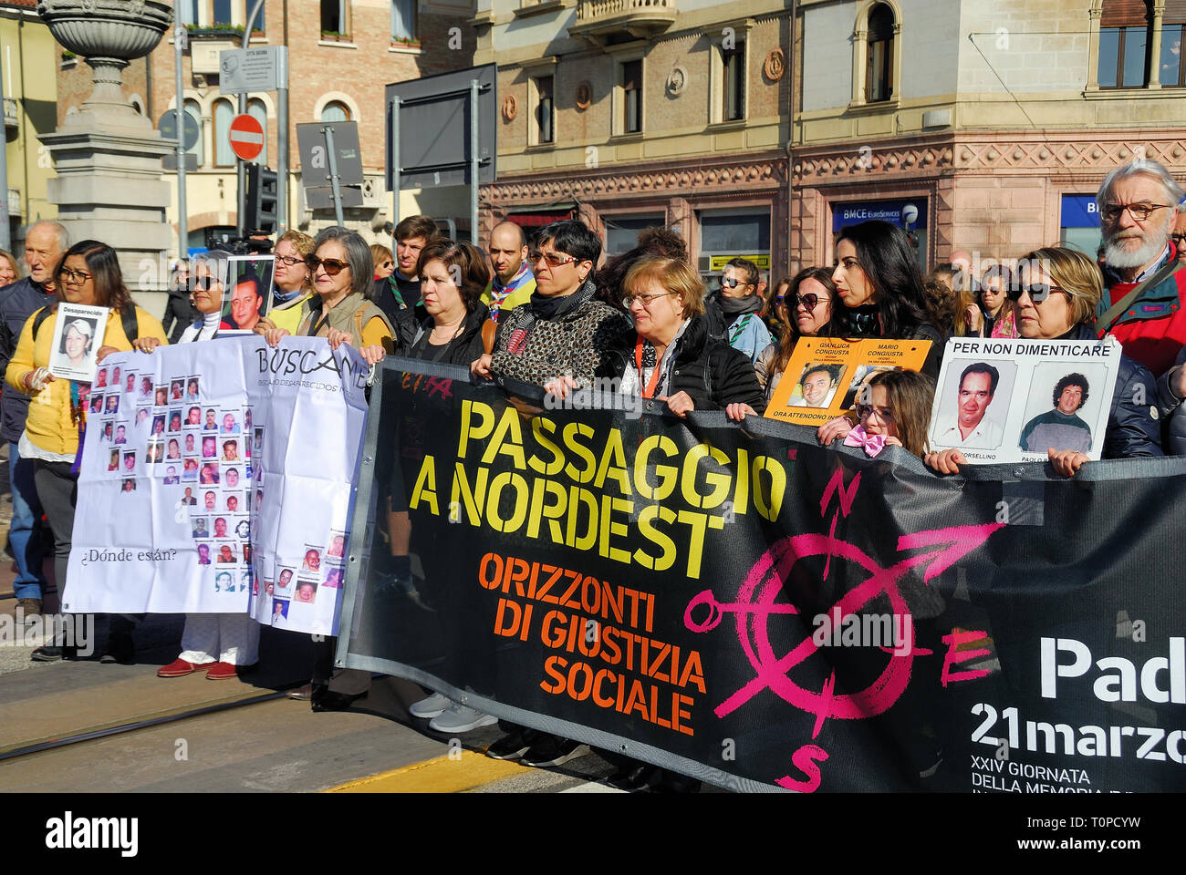 Mafia victims hi-res stock photography and images - Alamy