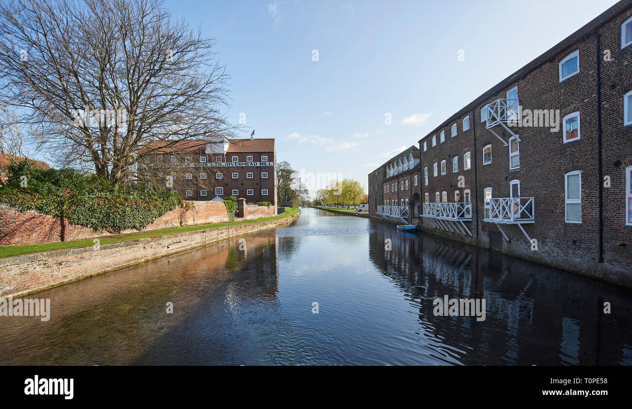 Driffield canal hi-res stock photography and images - Alamy