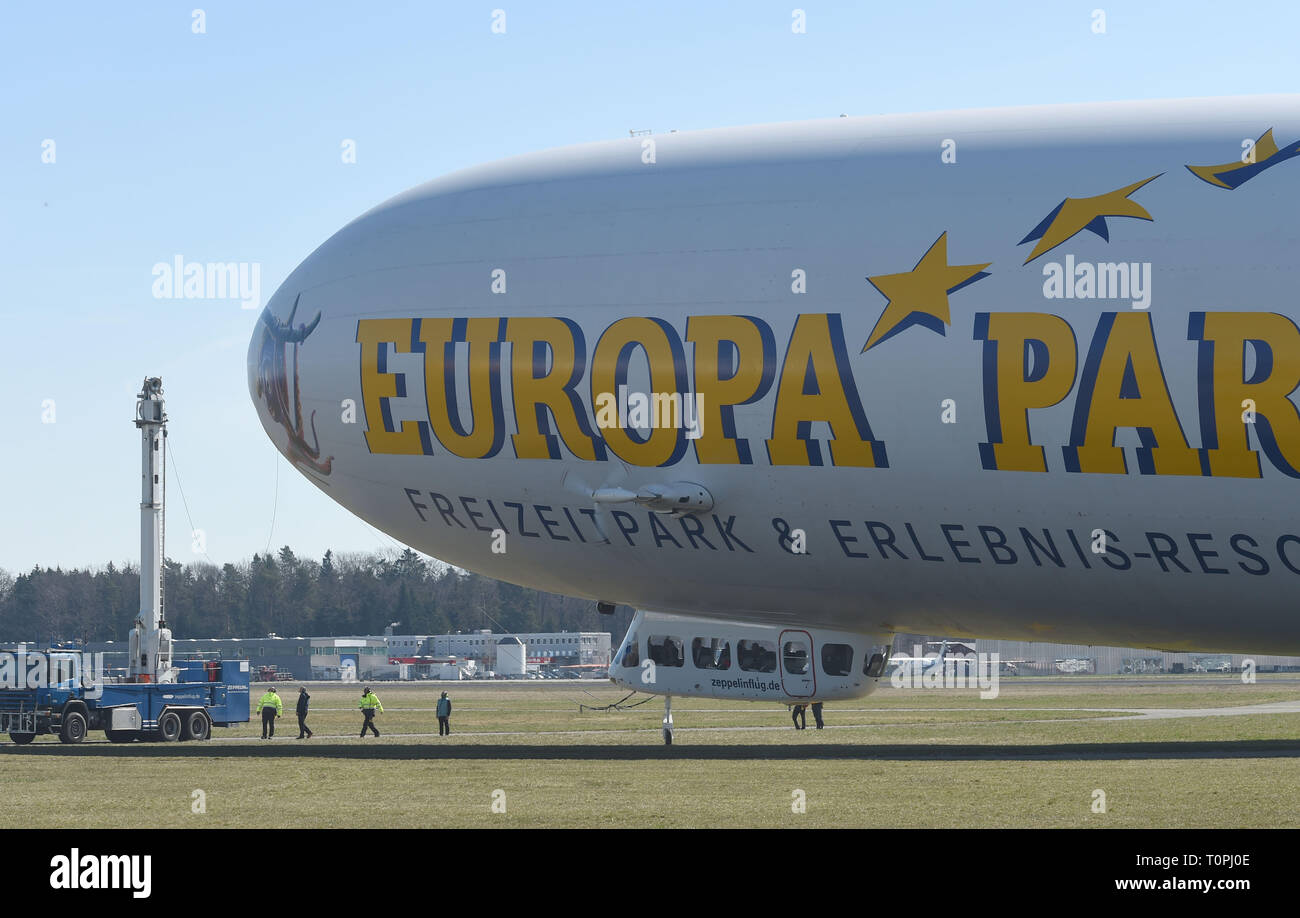 The first zeppelin hi-res stock photography and images - Alamy