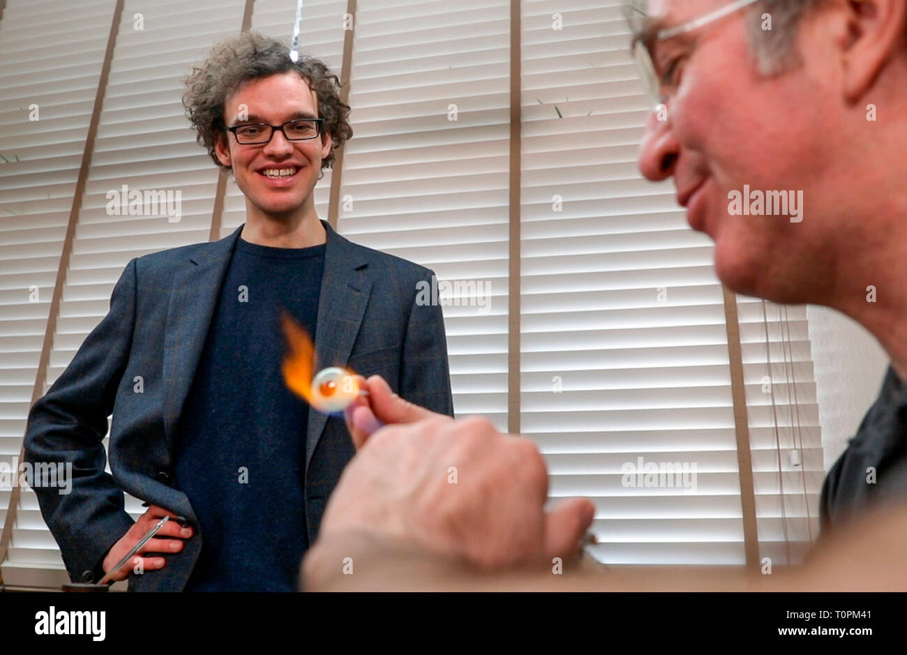 22 February 2019, Hamburg: Neurologist Daniel Schubert visits the ...