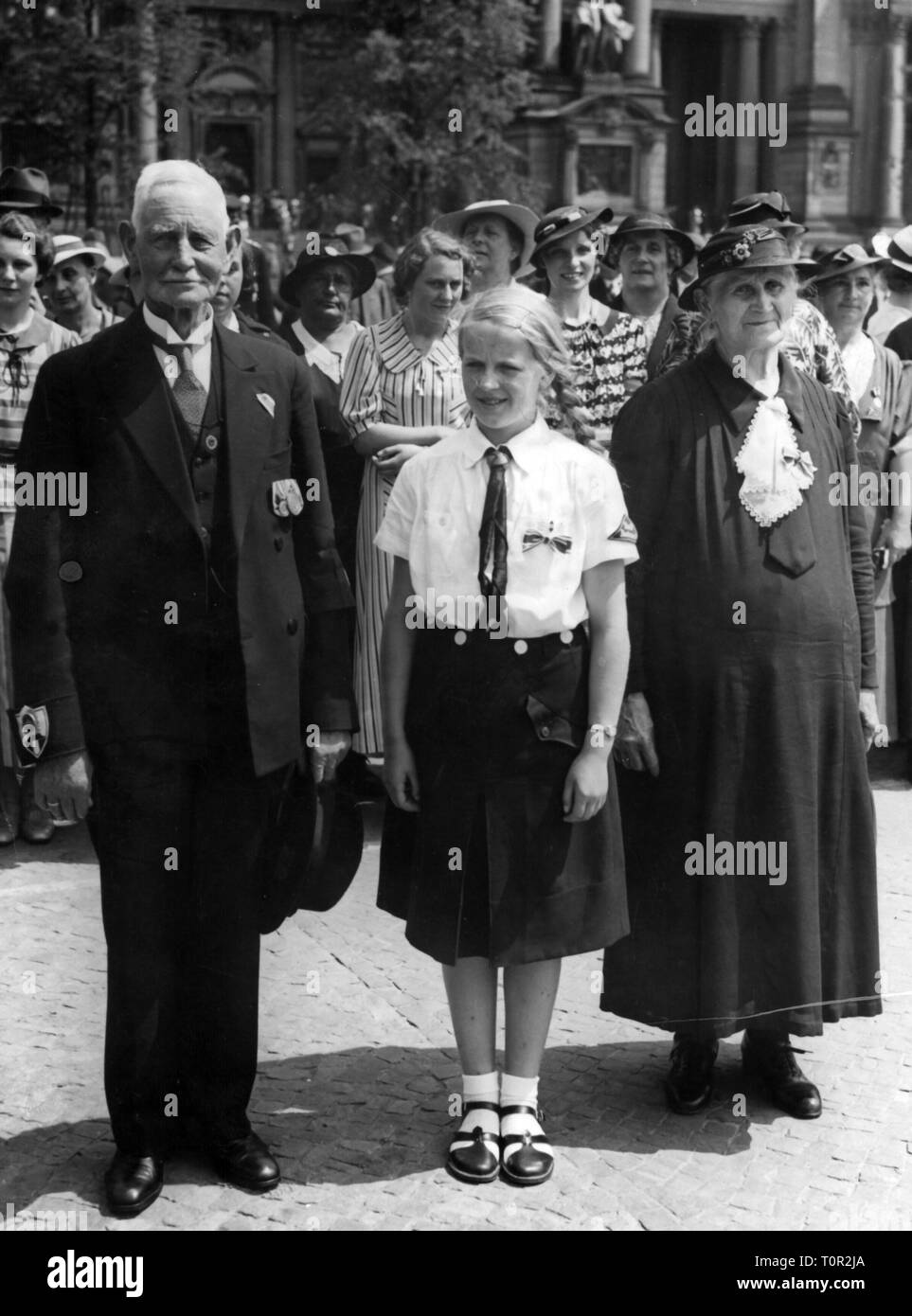 Available day Black and White Stock Photos & Images - Alamy