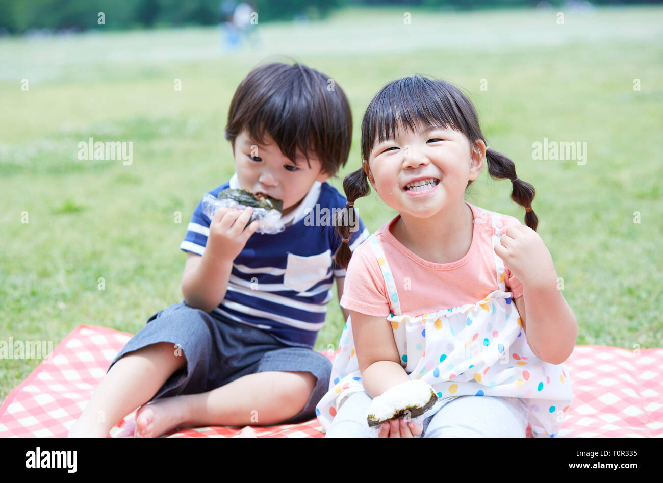 Japanese kids at a city park Stock Photo - Alamy