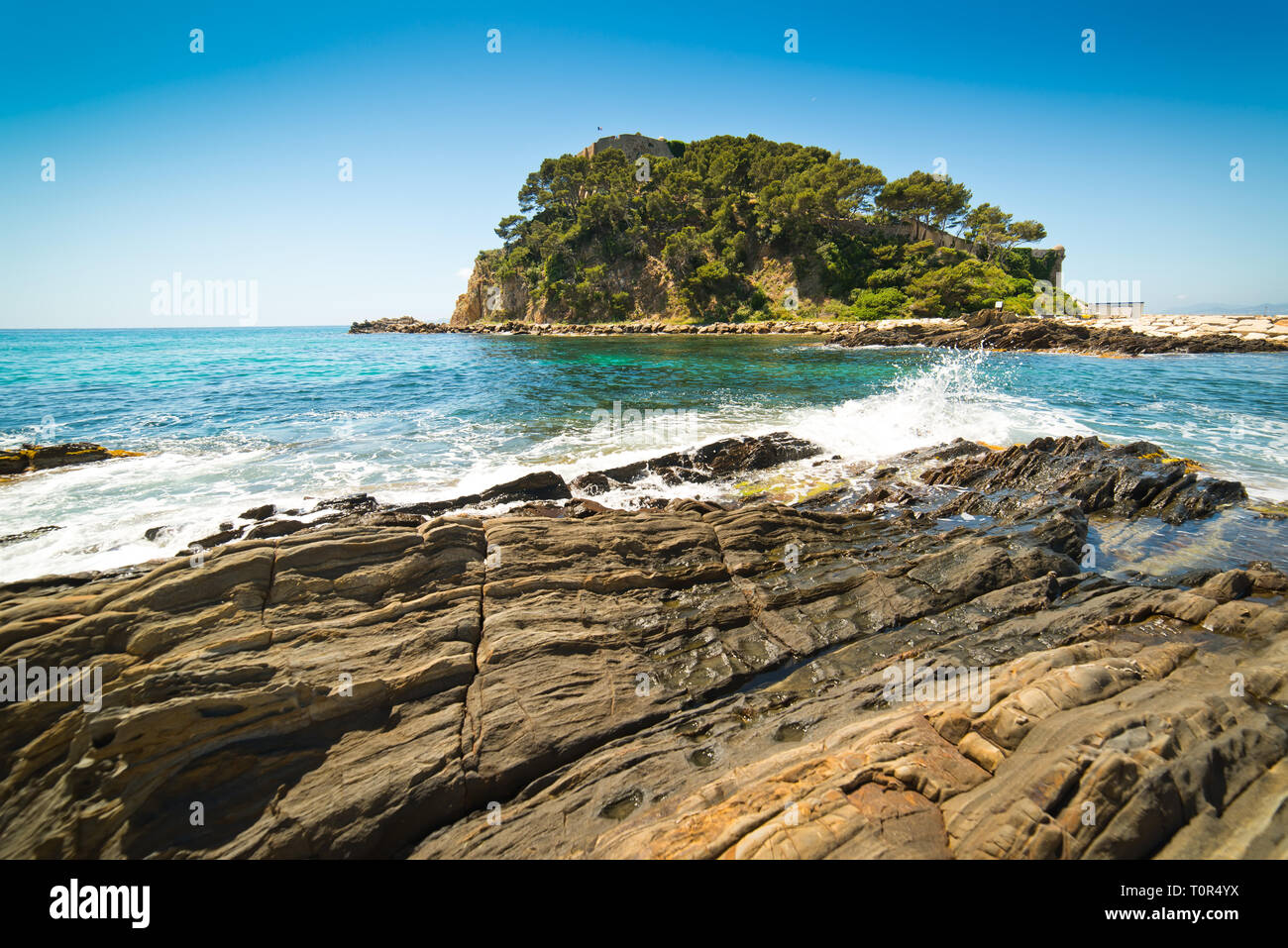 Fort of bregancon hi-res stock photography and images - Alamy