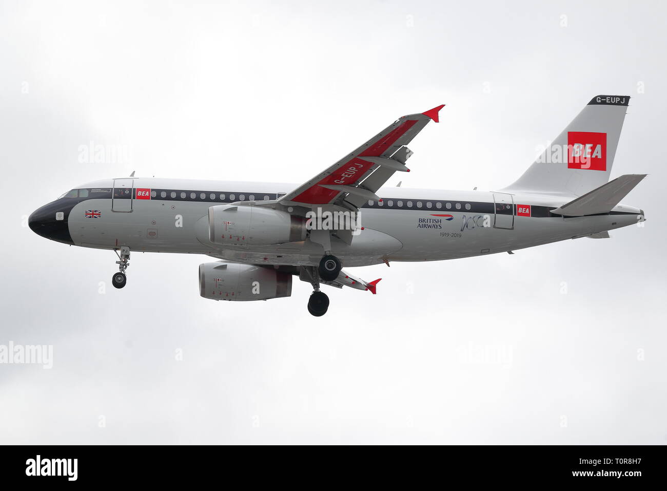 Bea retro livery hi-res stock photography and images - Alamy