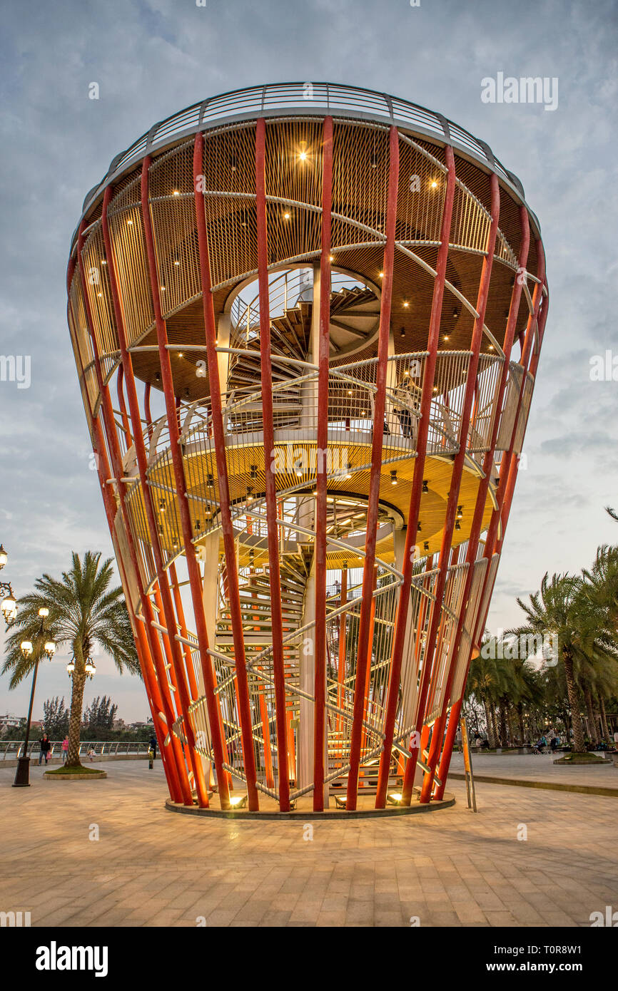 Viewing tower hi-res stock photography and images - Alamy