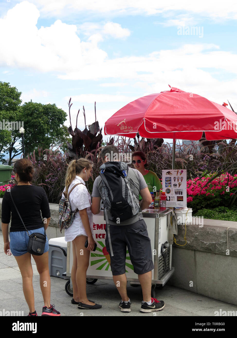 Ice cream stall america hi-res stock photography and images - Alamy