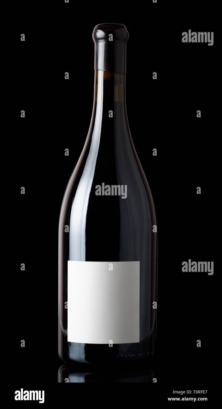 Wine label shiraz hi-res stock photography and images - Alamy