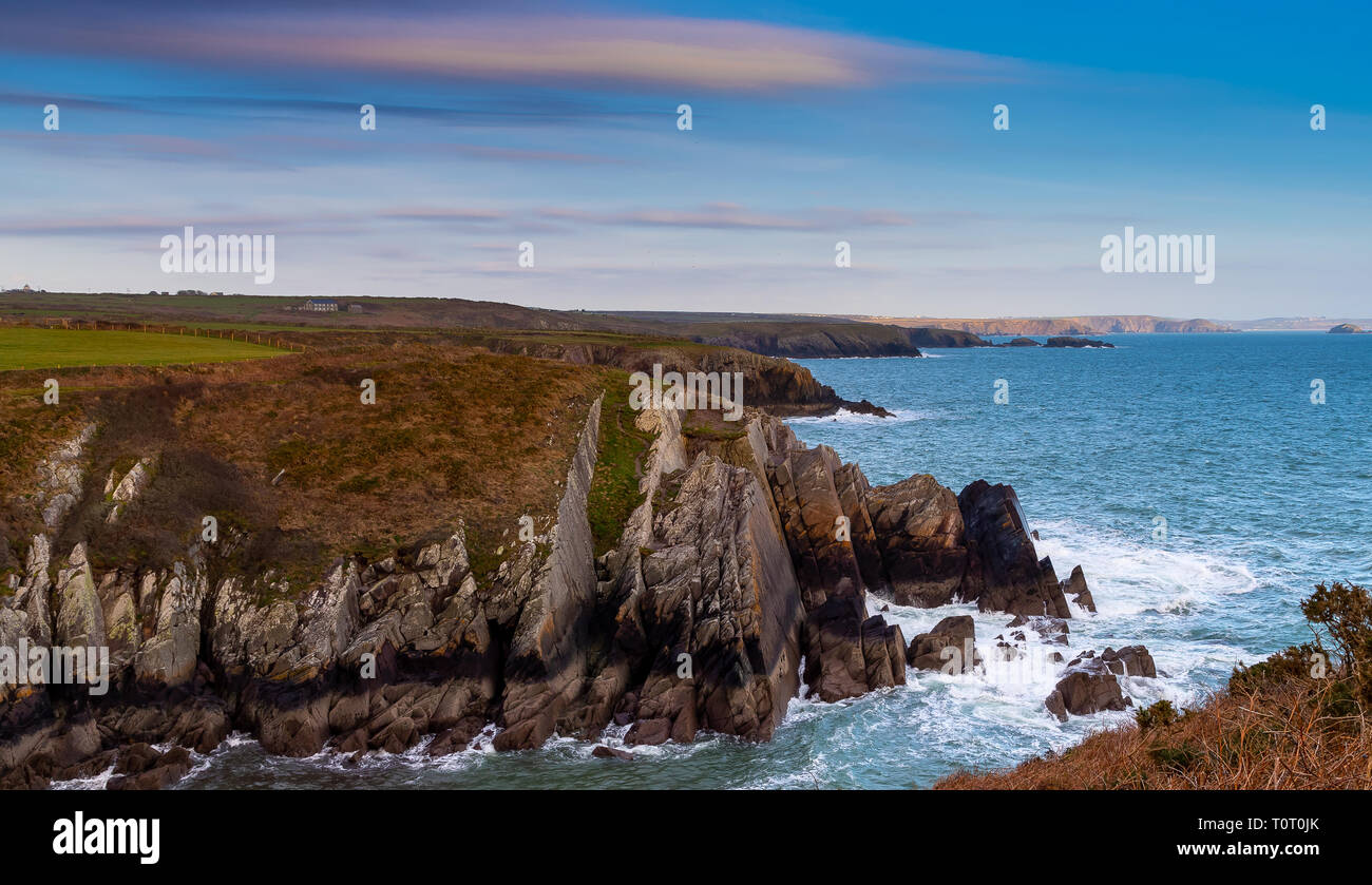 St davids harbour hi-res stock photography and images - Alamy