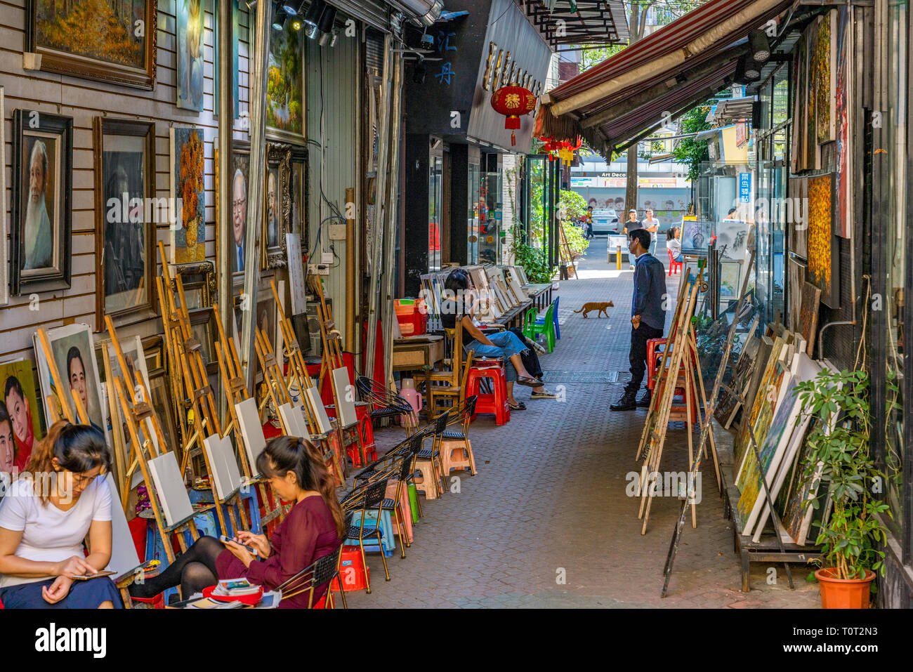SHENZHEN, CHINA - OCTOBER 29: Traditional painting shops at Dafen Oil ...