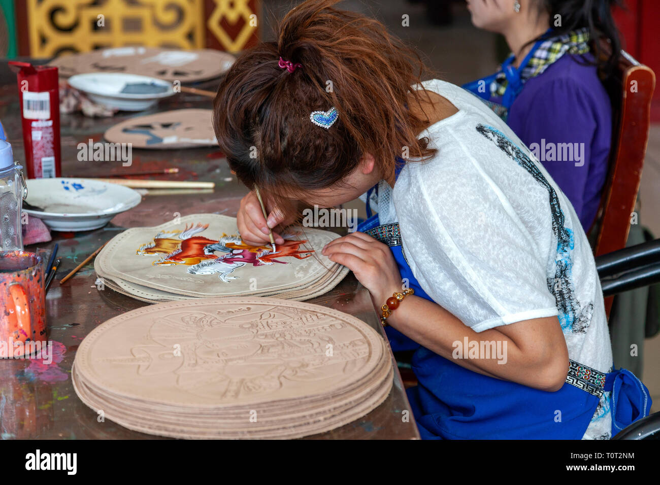 China leather production hi-res stock photography and images - Alamy