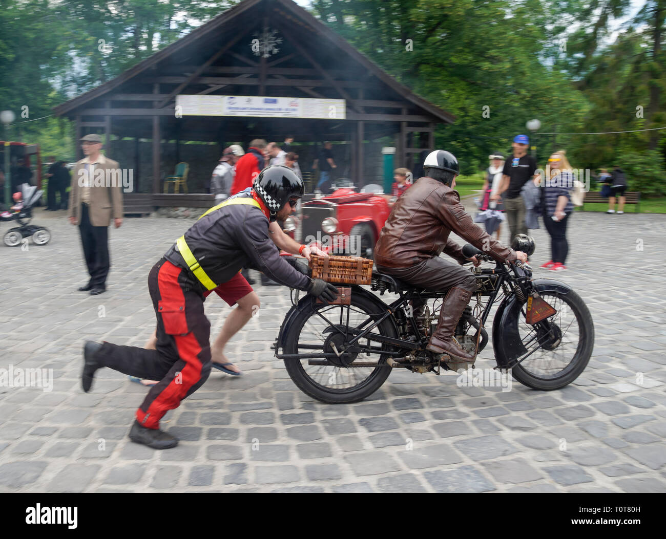 Pushing motorcycle hi-res stock photography and images - Alamy