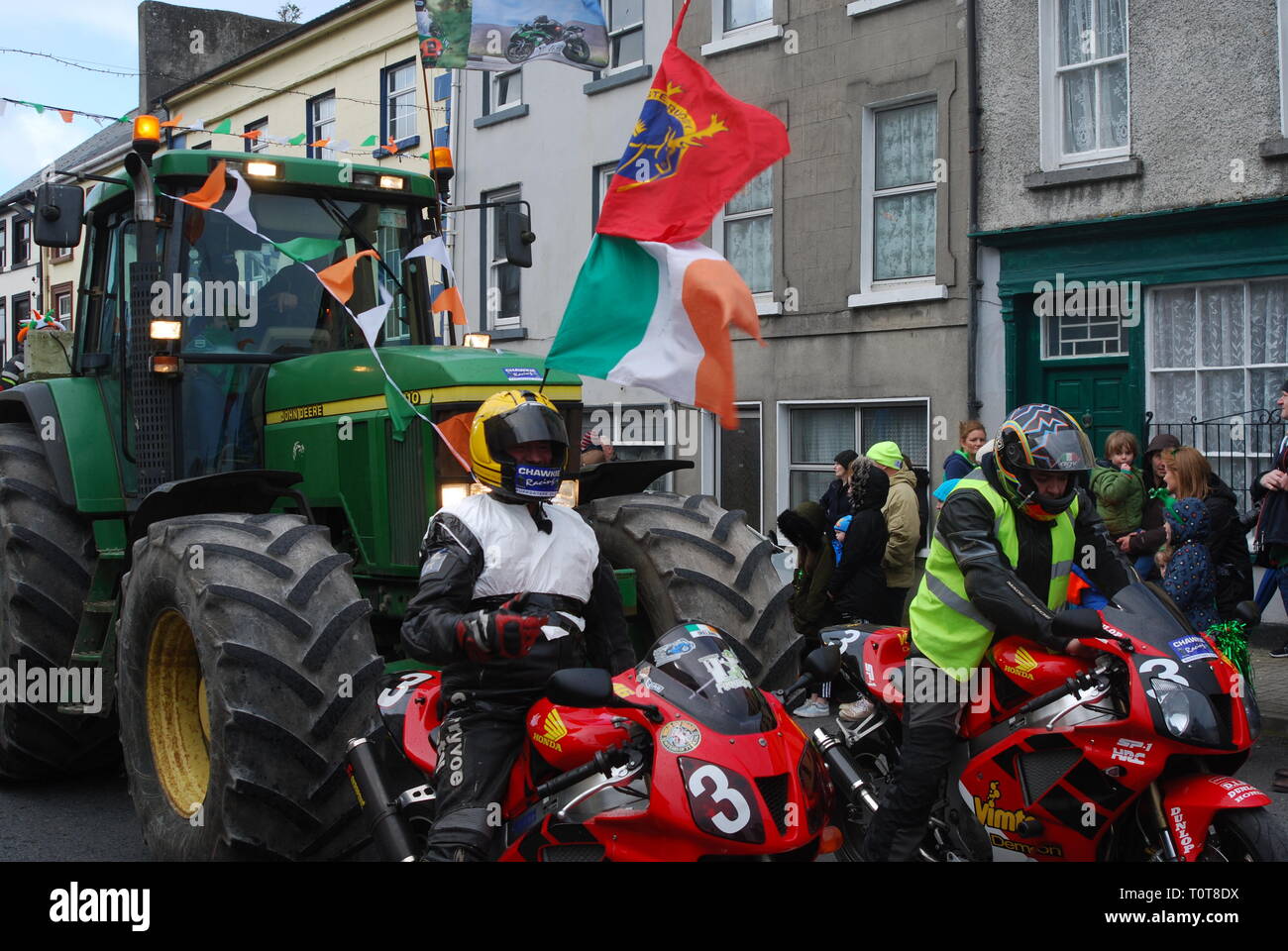 Irish tractor hi-res stock photography and images - Alamy