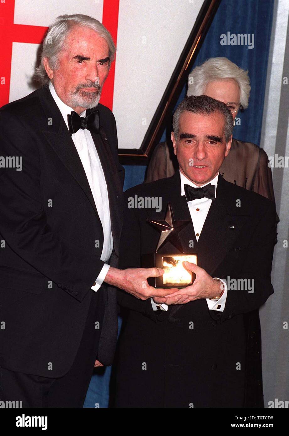 LOS ANGELES, CA. February 20, 1997: Director Martin Scorsese (right ...