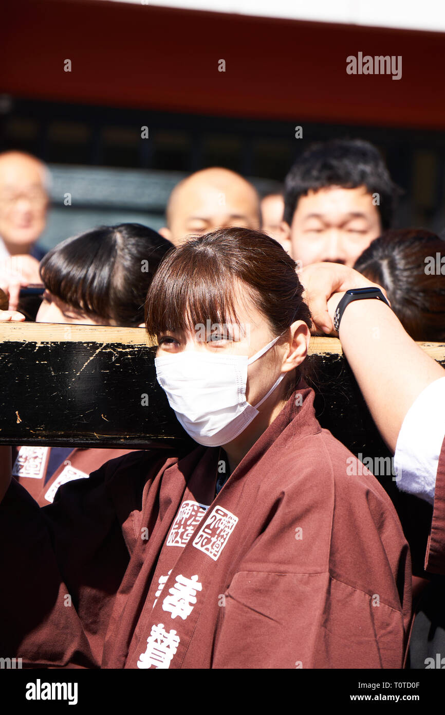 Mikoshi procession hi-res stock photography and images - Alamy