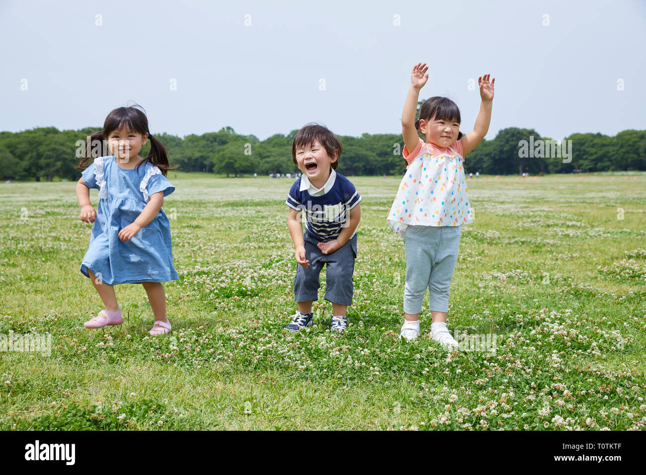 Japanese kids at a city park Stock Photo - Alamy