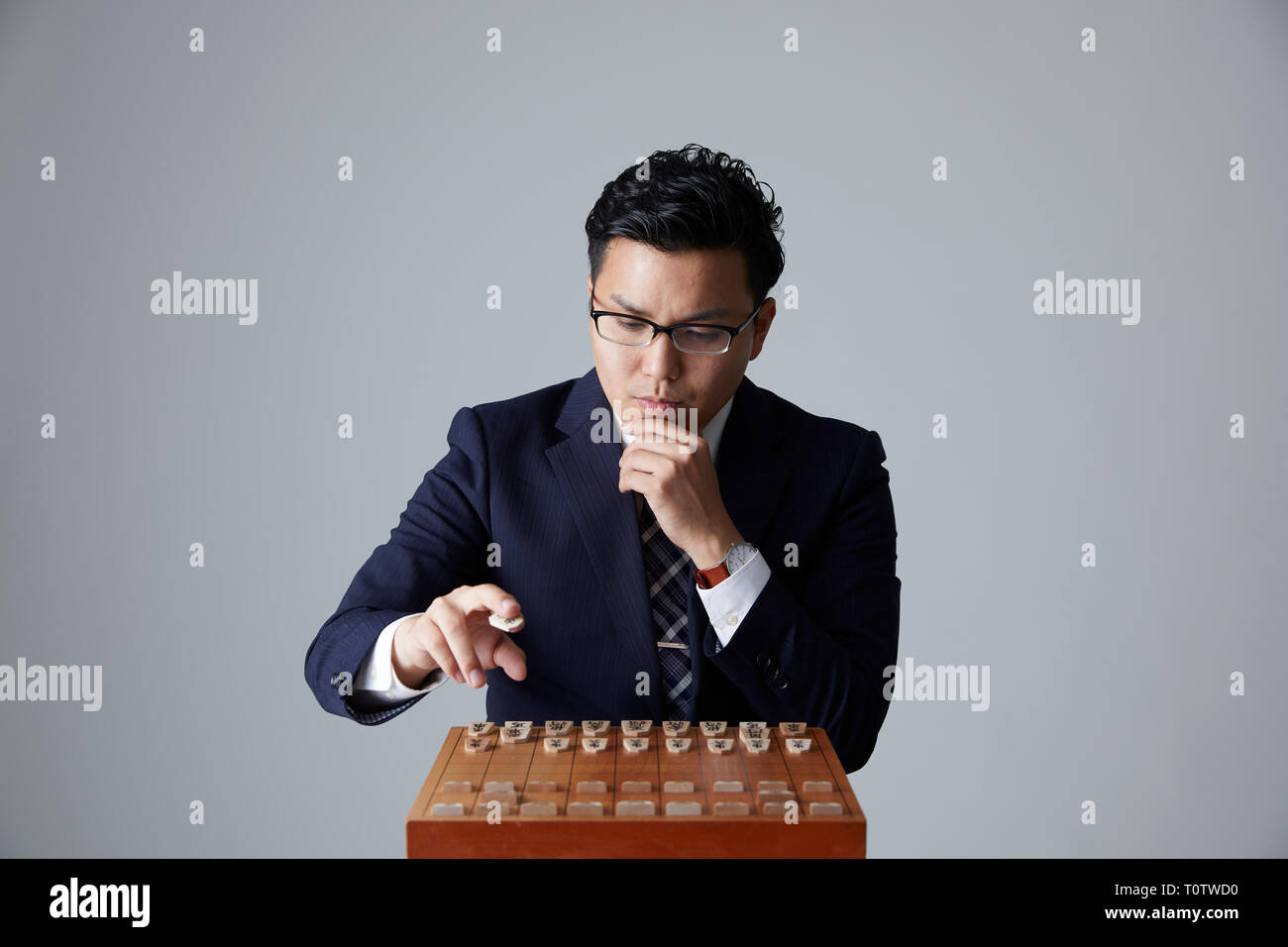Japanese shogi player Stock Photo - Alamy