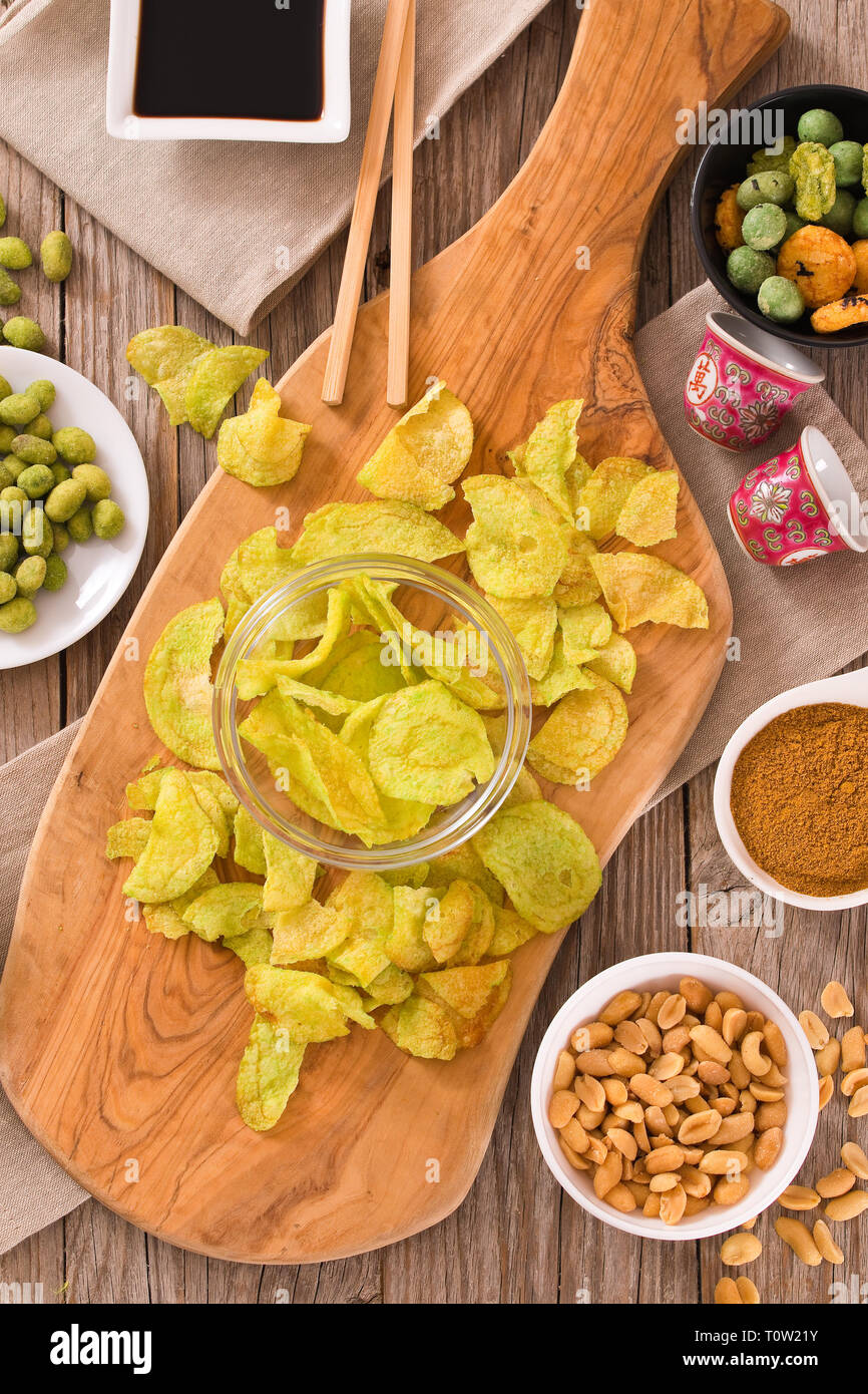 Wasabi flavour potato crisps Stock Photo - Alamy