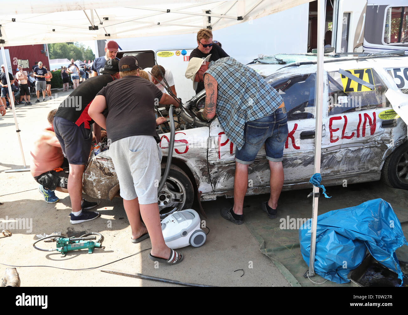 Folkrace hi-res stock photography and images - Alamy