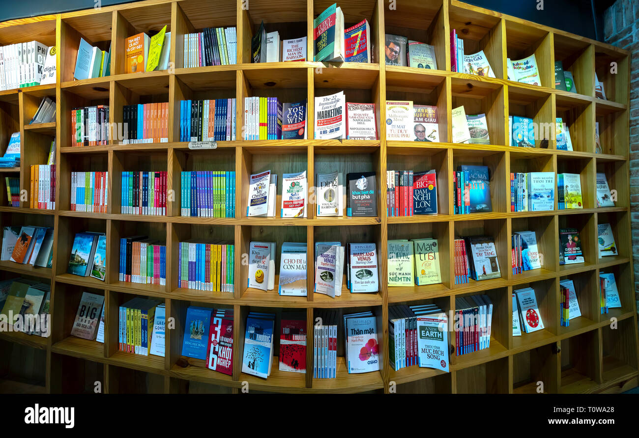 Packed Bookstore High Resolution Stock Photography and Images - Alamy