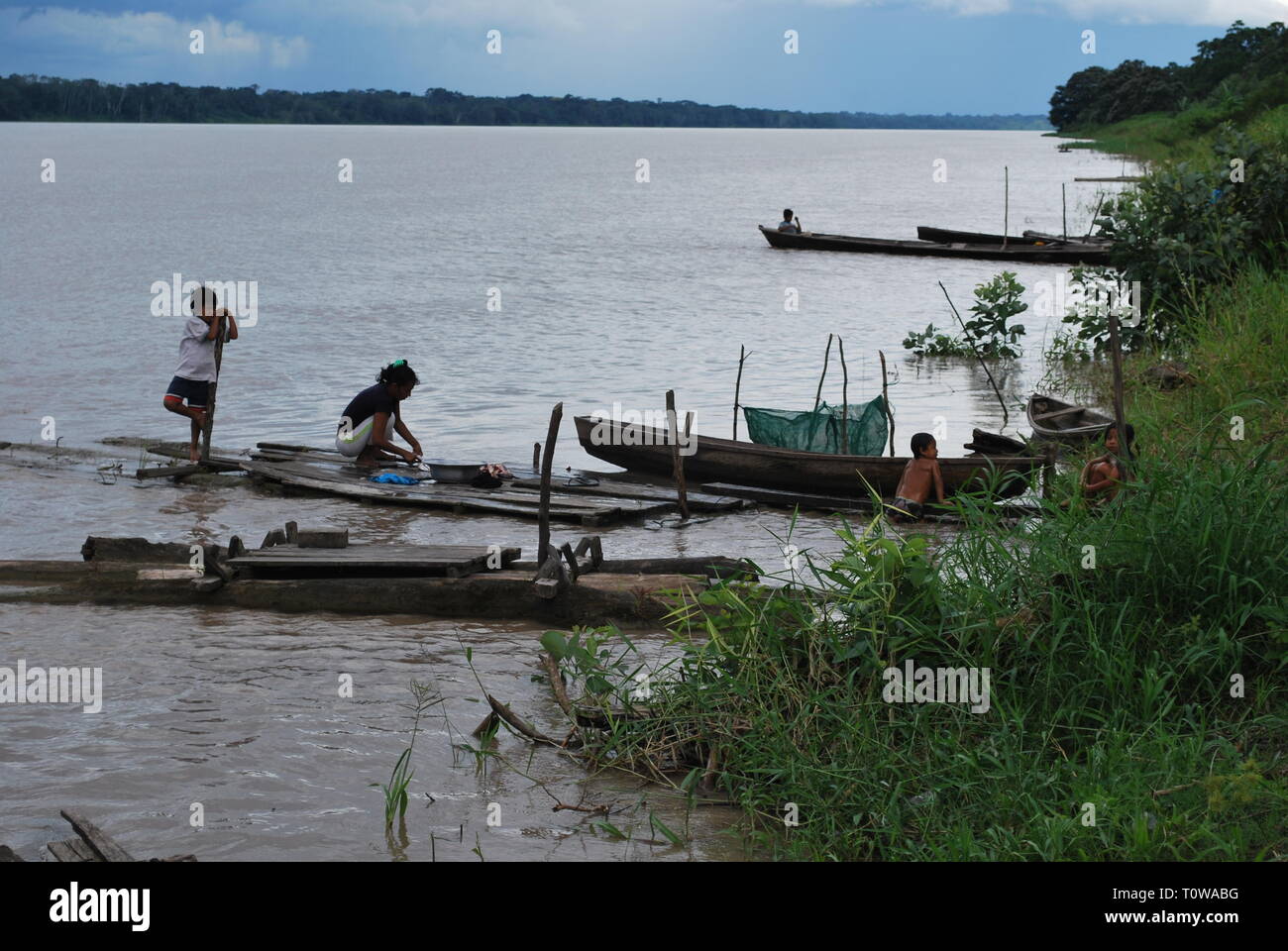 Amazon jungle women hi-res stock photography and images - Alamy