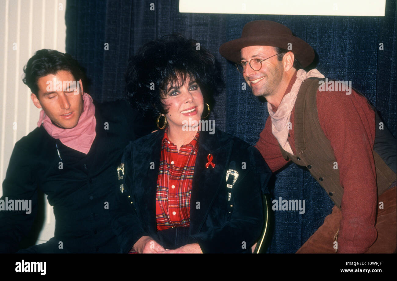 BEVERLY HILLS, CA - FEBRUARY 26: Actress Elizabeth Taylor attends 'Two ...