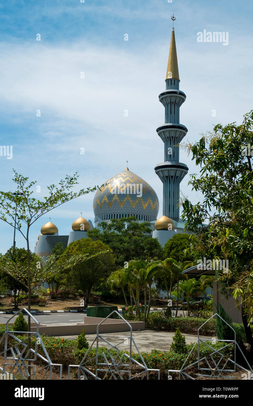 The Sabah State Mosque in Kota Kinabalu, Sabah, Borneo, Malaysia Stock ...