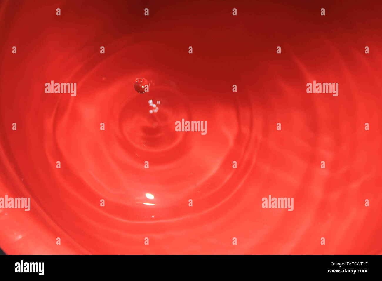 Sparks flow hi-res stock photography and images - Alamy