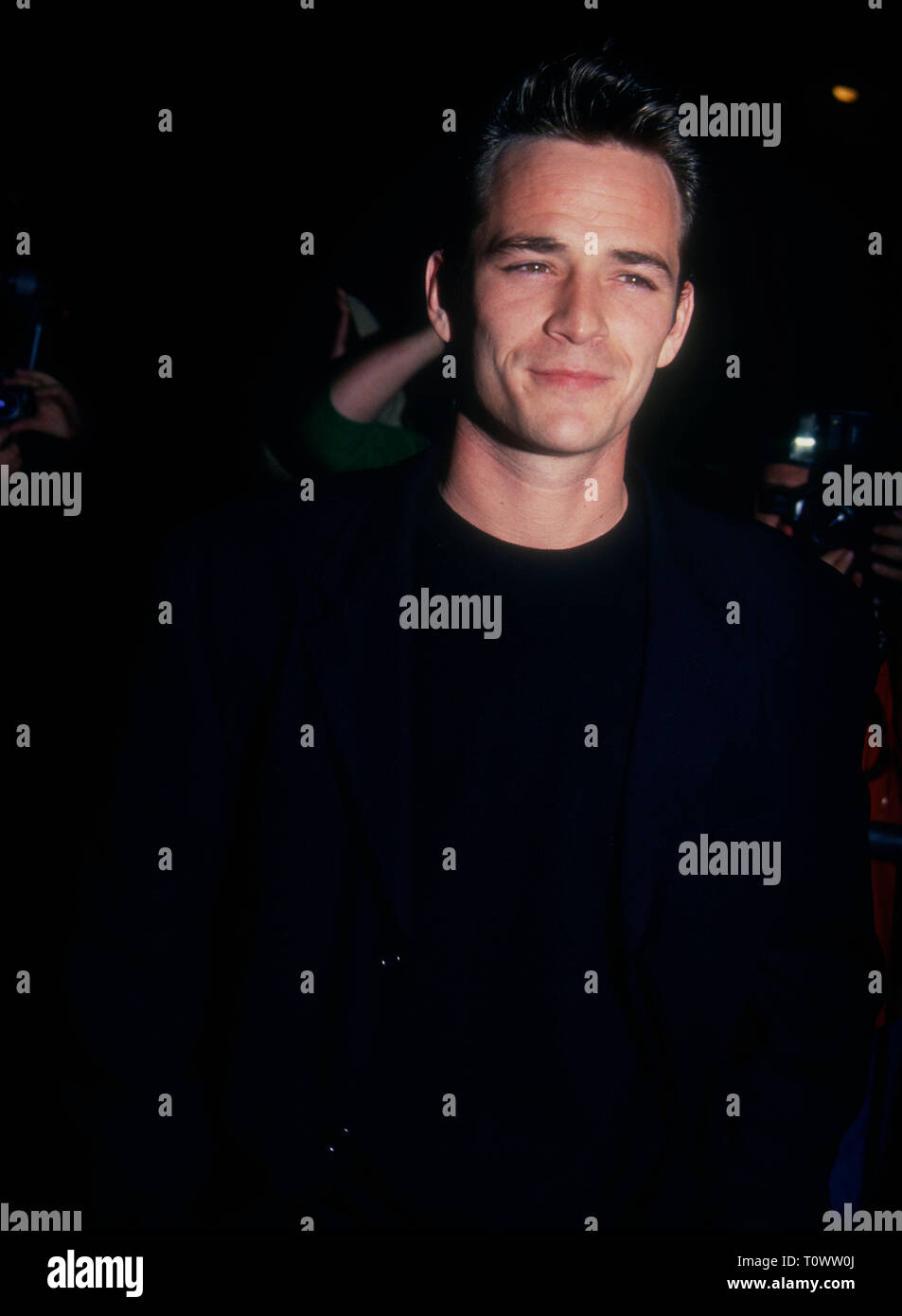 LOS ANGELES, CA - FEBRUARY 23: Actor Luke Perry attends New Line Cinema ...