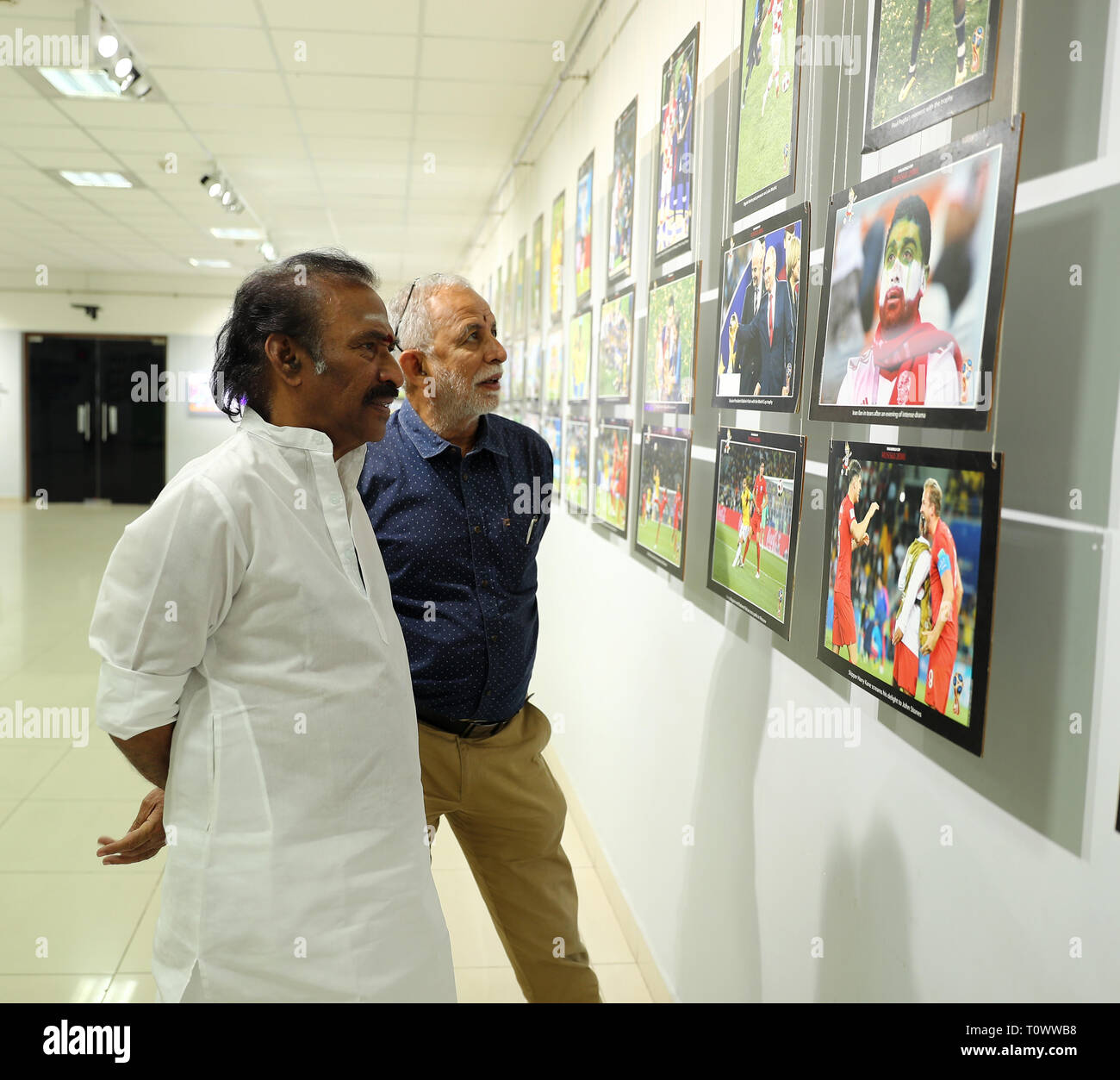 Caroline wosniaki hi-res stock photography and images - Alamy