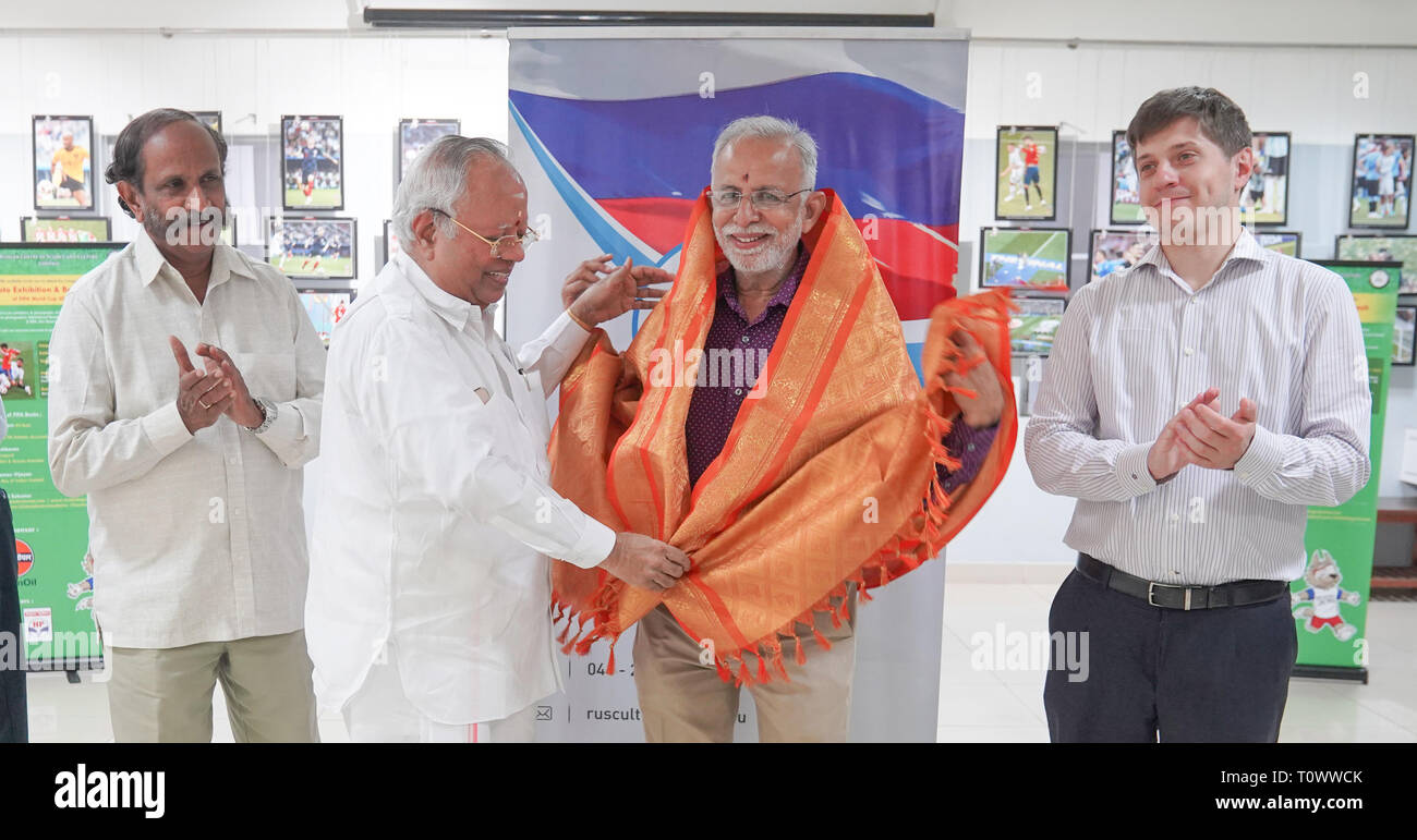 Caroline wosniaki hi-res stock photography and images - Alamy