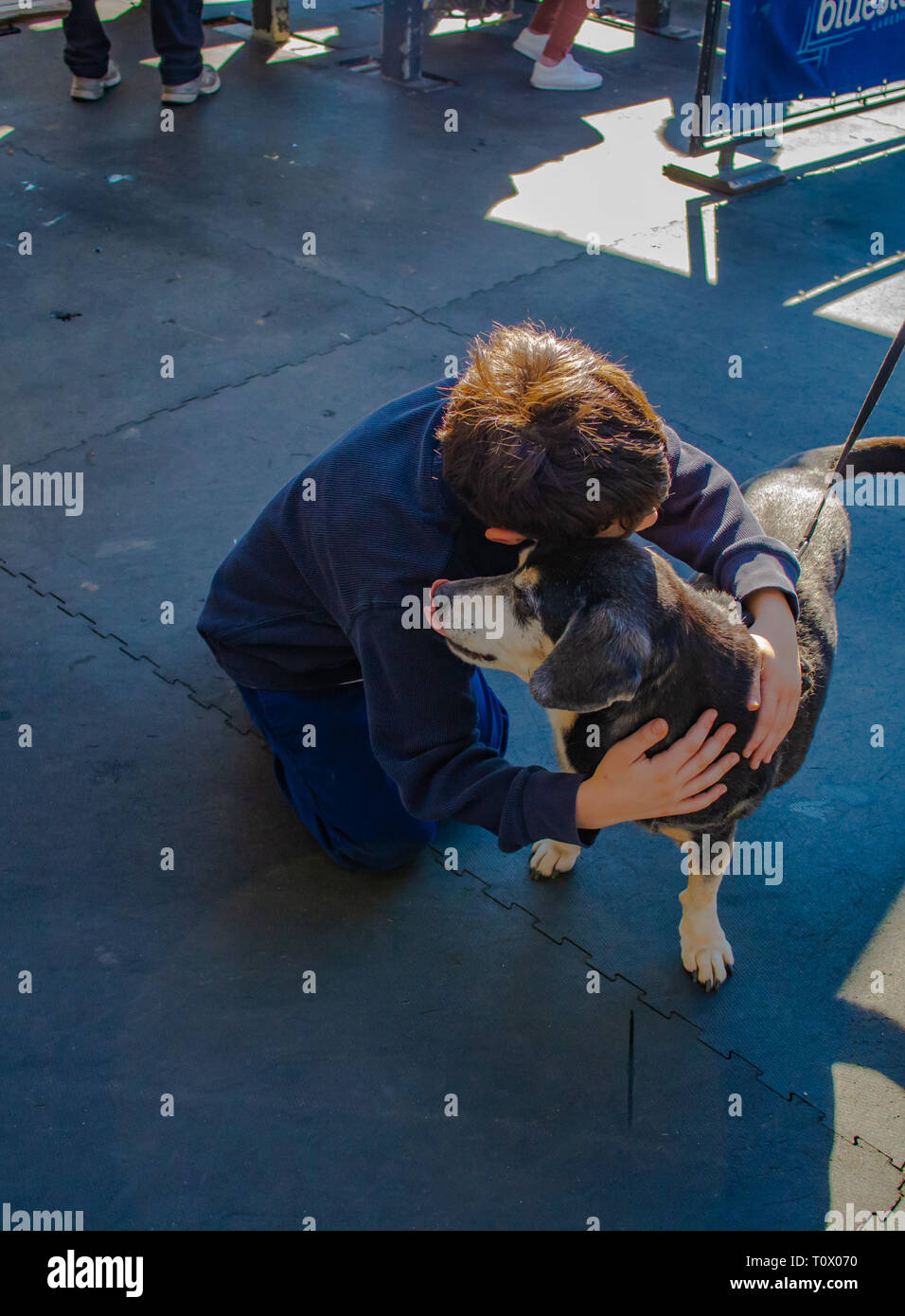 Stranger hi-res stock photography and images - Alamy