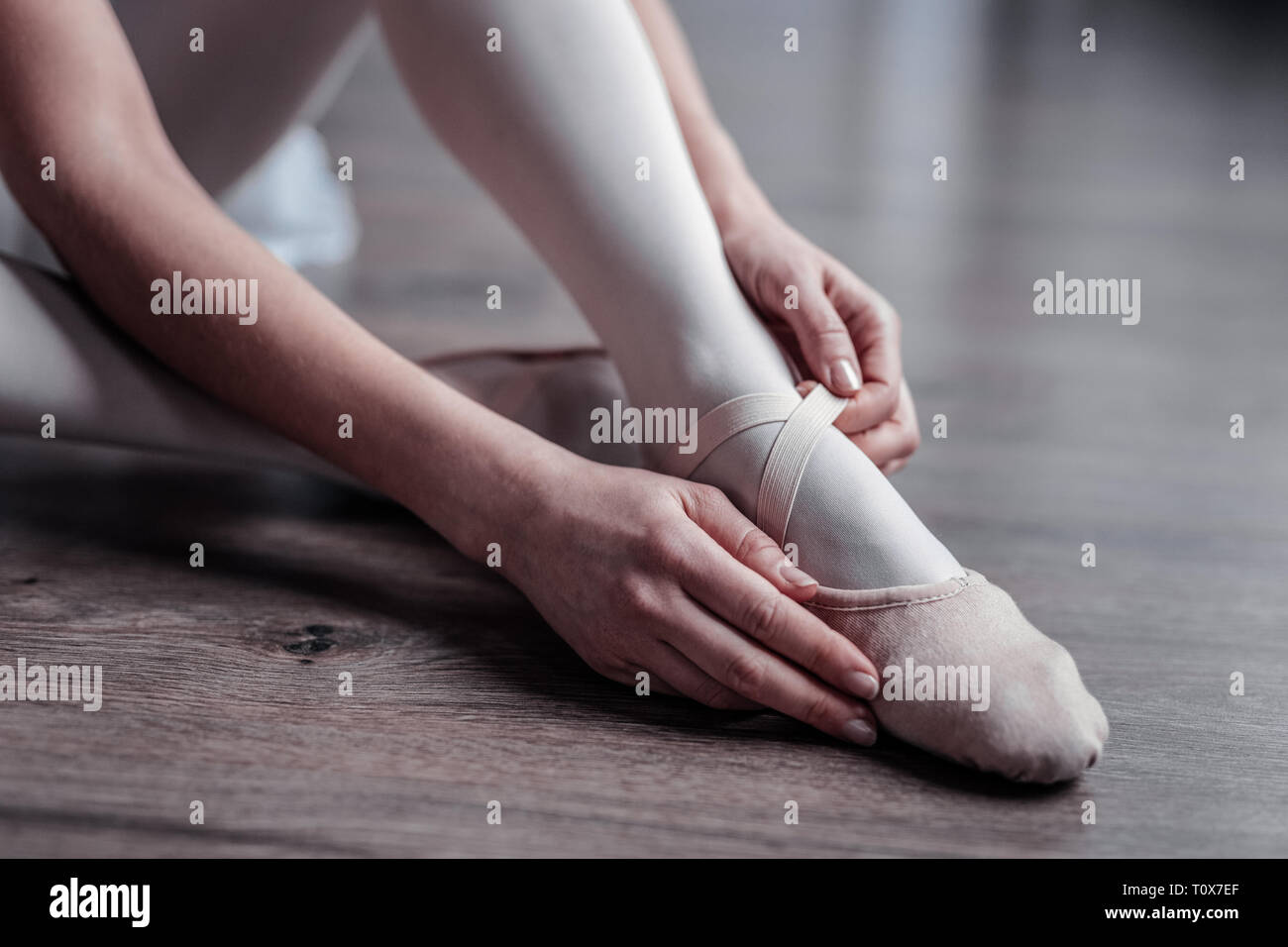 Ballet dancers feet hi-res stock photography and images - Alamy