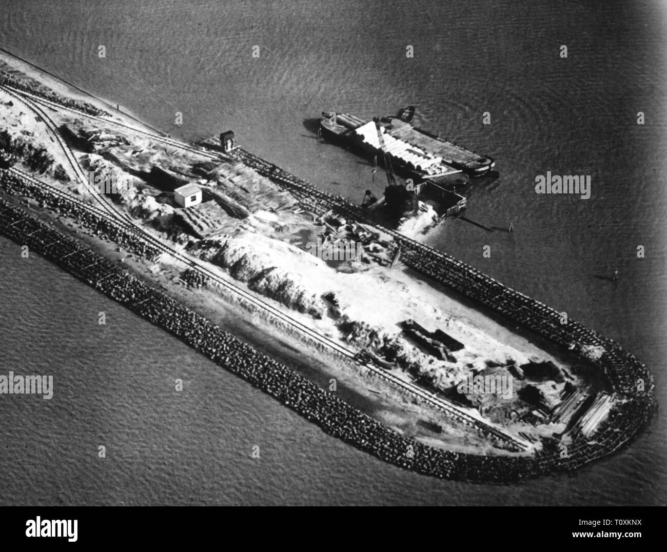 1930s photo landscapes hi-res stock photography and images - Alamy