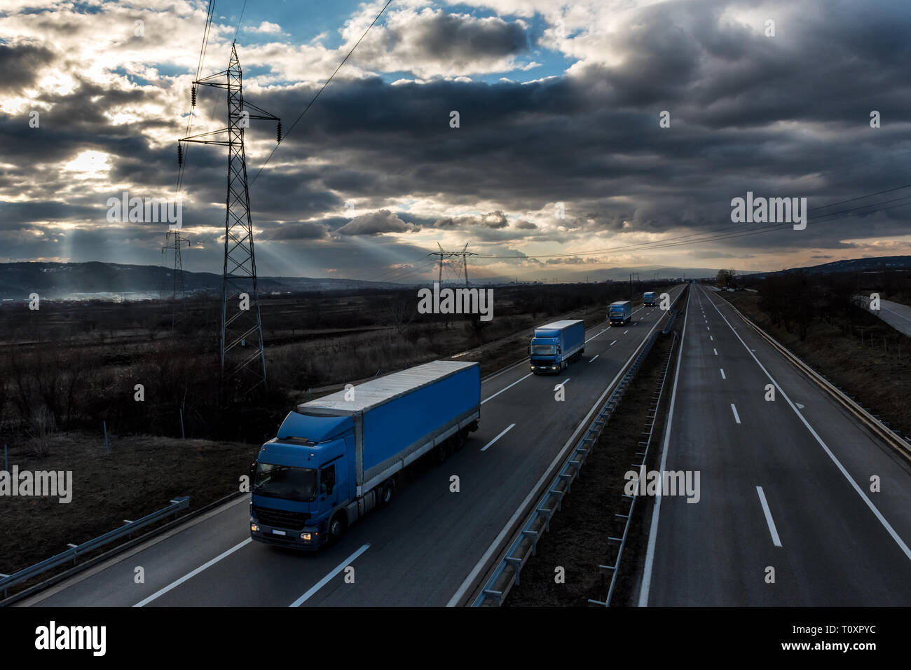 Delivery lorry with the caravan hi-res stock photography and images - Alamy