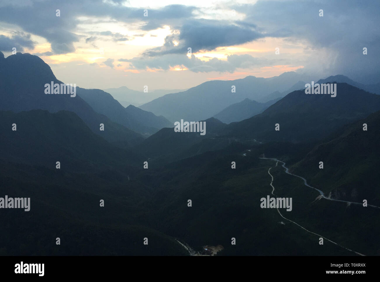Mountain landscape (Mount Fansipan) at sunset in Northern Vietnam Stock ...