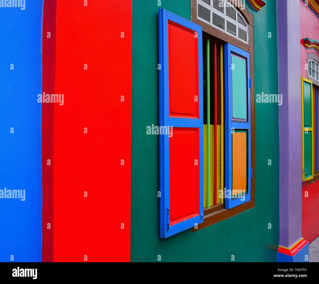 Coloured building facade hi-res stock photography and images - Alamy