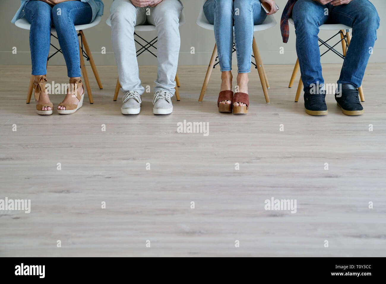 Waiting room feet hi-res stock photography and images - Alamy