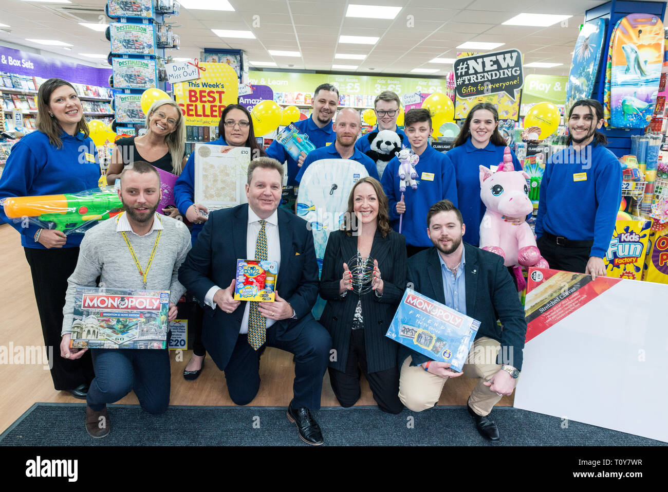 Staff group shot hi-res stock photography and images - Alamy